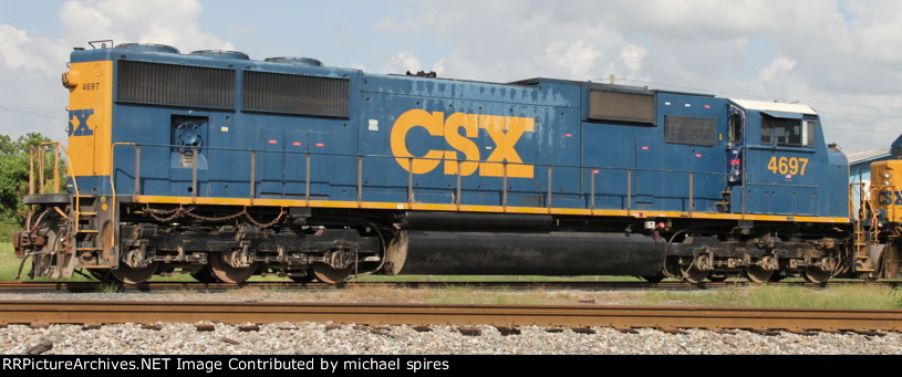 CSX 4697